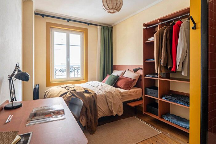 Appartement à louer - Alleray Procession, Paris ème arrondissement - 9 pièces - 9 chambres