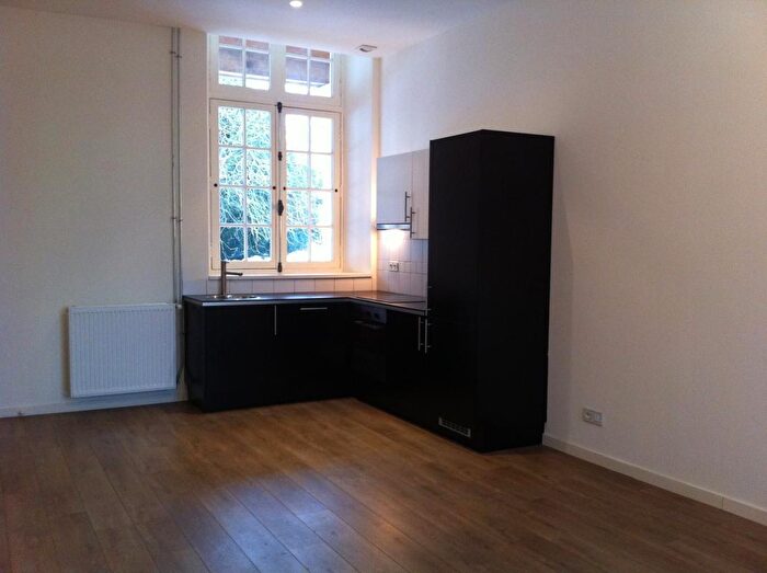 Appartement à louer - Auxerre, Conches, Les Clairions - 2 pièces - 1 chambre