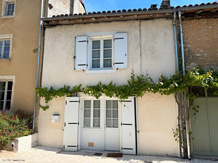 Maison 4 pièces à vendre - Verteuil-sur-Charente