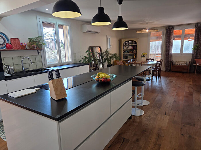 Appartement à vendre - Graveson - 6 pièces - 4 chambres