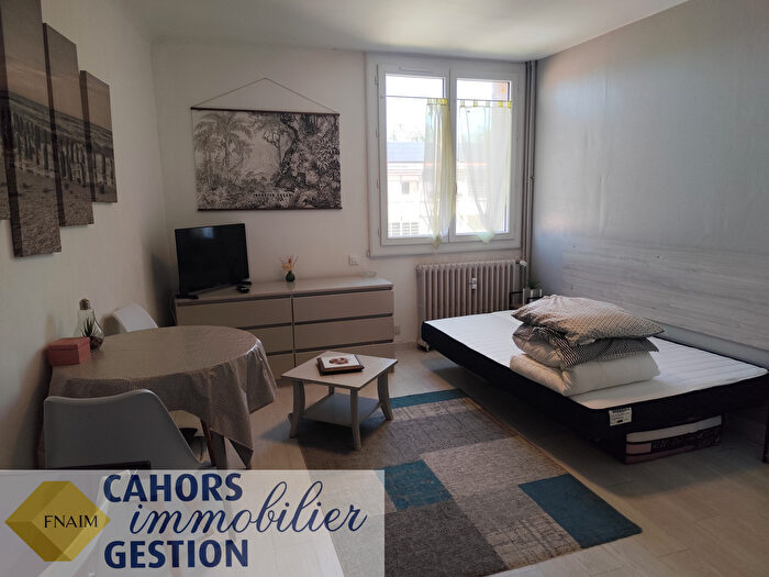 Cahors, Centre-ville : Appartement 1 pièce à louer