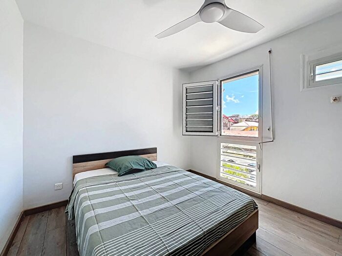 Appartement à louer - Pointe-à-Pitre - 2 pièces - 1 chambre