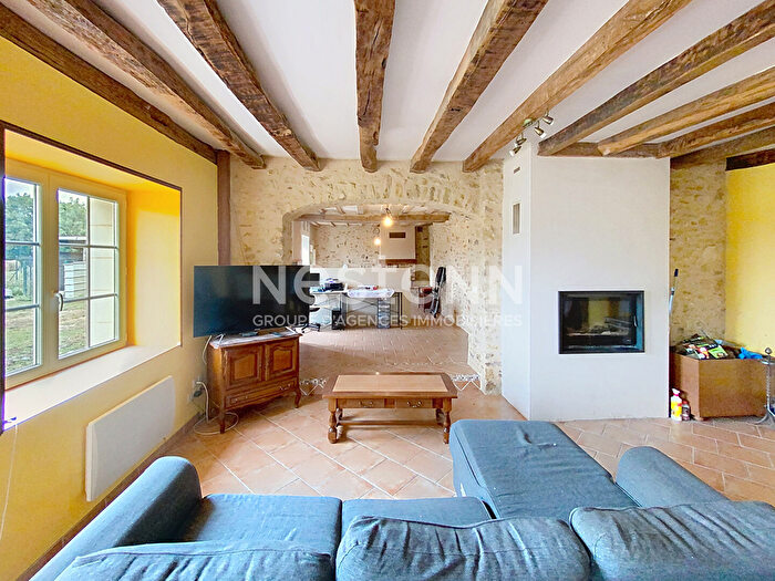 Maison à vendre - Huillé - 5 pièces - 3 chambres