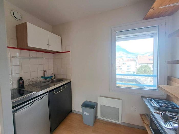 Berriat-Ampere, Grenoble : Appartement 1 pièce à louer