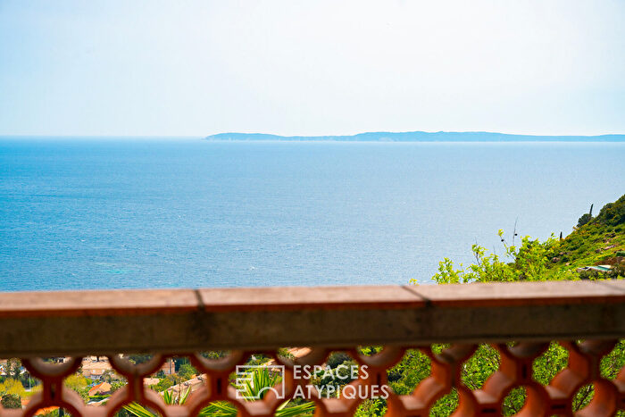 Maison à vendre - Le Lavandou, Fossette, Aiguebelle, Pointe de la Sèque - 5 pièces - 4 chambres