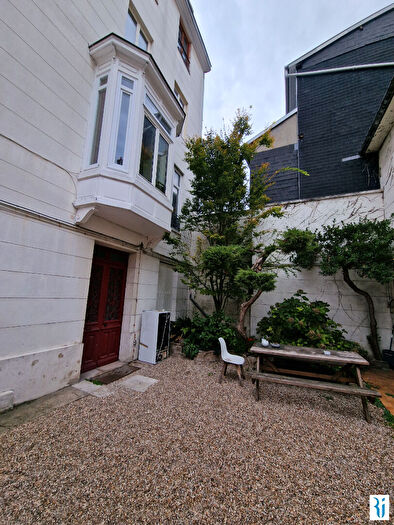 Appartement à vendre - Rouen, Vieux Marché, Cathédrale - 2 pièces - 1 chambre