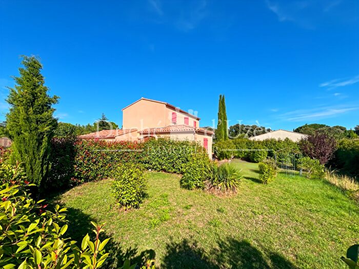 Maison à vendre - Uzès - 5 pièces - 4 chambres