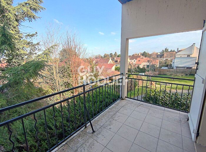 Maison à louer - Mareil-Marly - 6 pièces - 4 chambres