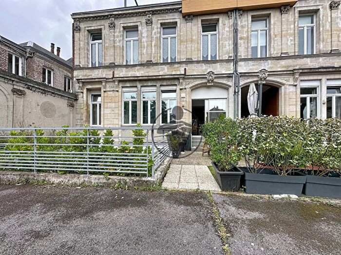Saint-Quentin, Centre-ville : Appartement 6 pièces à vendre