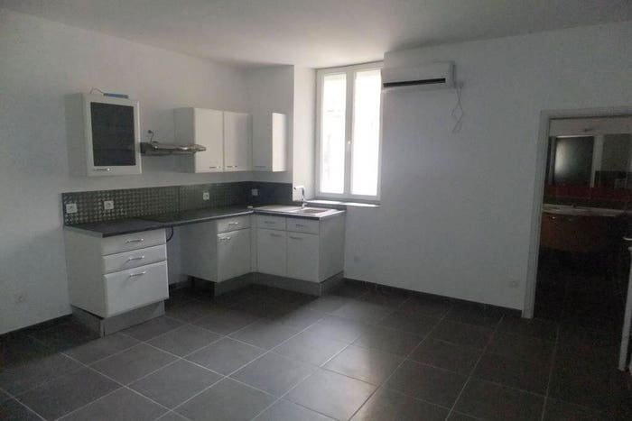 Appartement 1 pièce à Alès, à louer