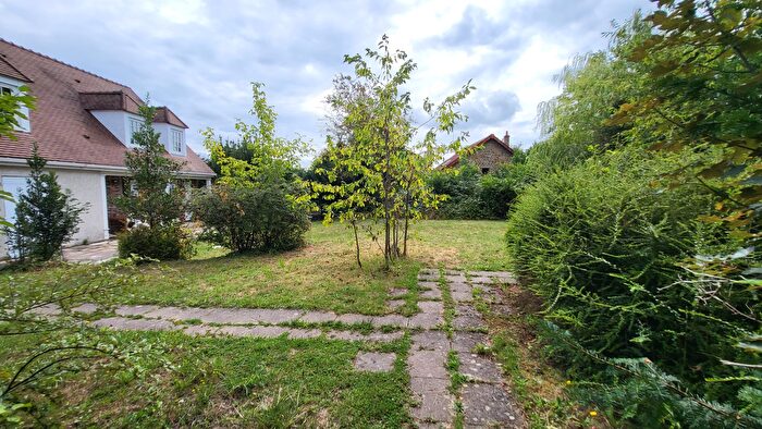 Maison à vendre - Les Clayes-sous-Bois, Centre-ville - 6 pièces - 3 chambres