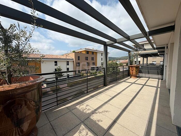 Appartement 3 pièces à louer - Cuers