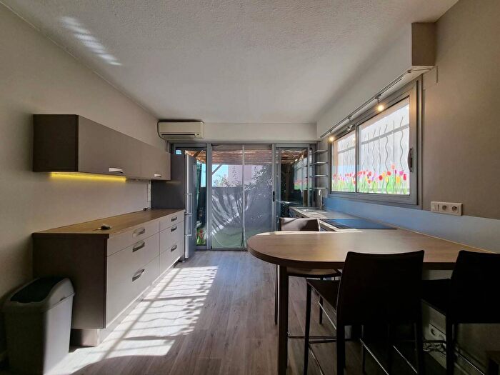 Vaug, Villeneuve-Loubet - Appartement 2 pièces à louer