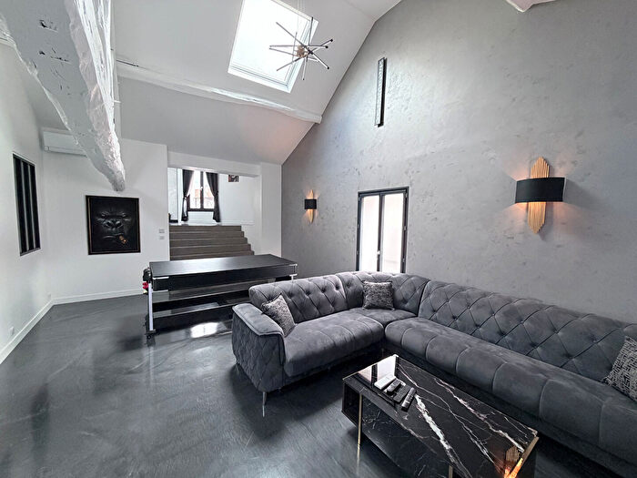 Champigny-sur-Marne, Centre-ville, Coteaux : Maison 5 pièces à vendre