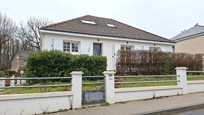 Maison à louer - Parçay-Meslay - 5 pièces - 4 chambres