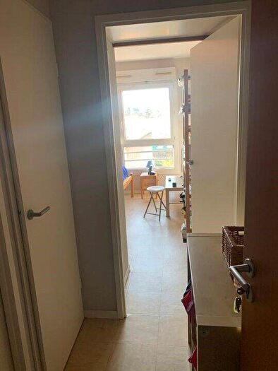 Colline des Pères-Tardy, Saint-Étienne : Appartement 1 pièce à louer