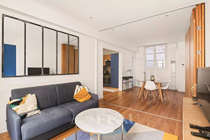 Paris 3ème, Enfants Rouges, Bretagne : Appartement 2 pièces à vendre