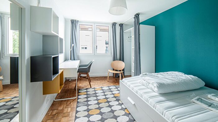 Appartement à louer - Nantes, Sainte-Thérèse, Rond-Point de Vannes - 4 pièces - 4 chambres