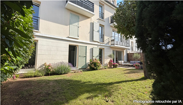Appartement 5 pièces à vendre à Neauphle-le-Château