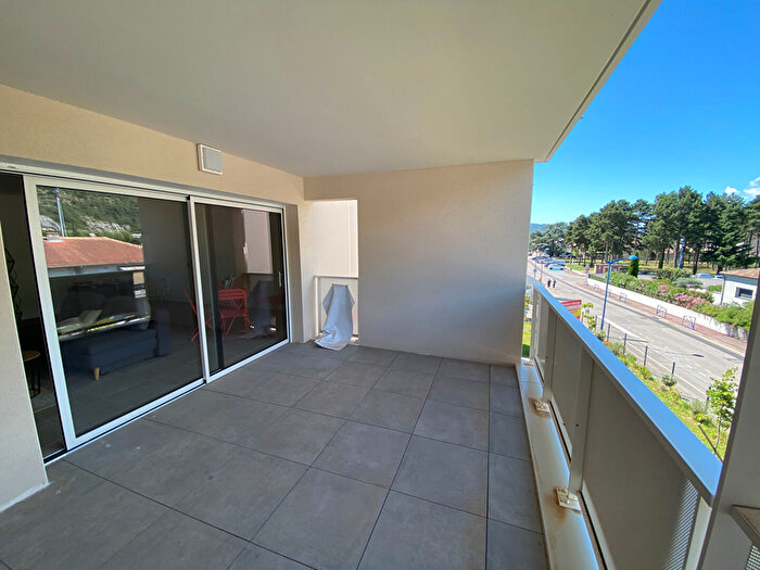 Appartement à vendre - Le Pouzin - 3 pièces - 2 chambres