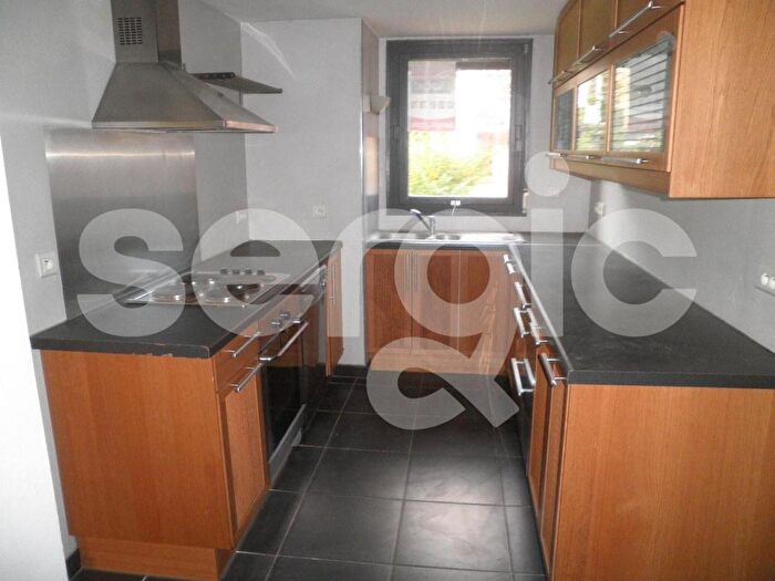 Maison à louer - Villeneuve-dAscq, Pres, Flers Bourg, Château - 5 pièces - 4 chambres