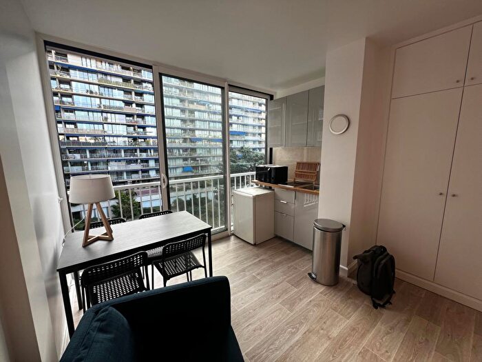 Appartement à louer - Boulogne-Billancourt, Point du Jour - 1 pièce