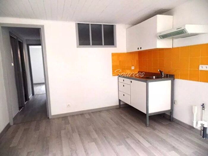 Appartement à louer - Brue-Auriac - 2 pièces - 1 chambre