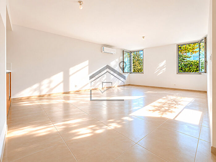 Marignane, La Tapie, Sainte-Anne : Appartement 2 pièces à vendre
