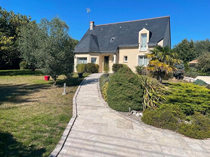 Neuillé - Maison 7 pièces à vendre