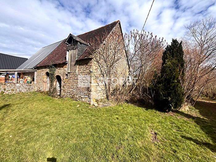 Maison à vendre - La Carneille - 2 pièces - 1 chambre