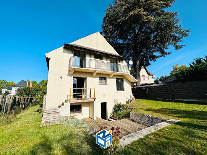 Maison à vendre - Montbazon - 7 pièces - 5 chambres