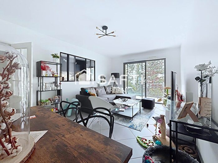 Appartement à vendre - Limoges, Centre-ville, Hôtel de Ville, Emailleurs - 3 pièces - 2 chambres