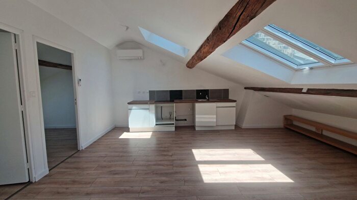 Appartement 3 pièces à Lyon 2ème, Cordeliers Bellecour, à louer