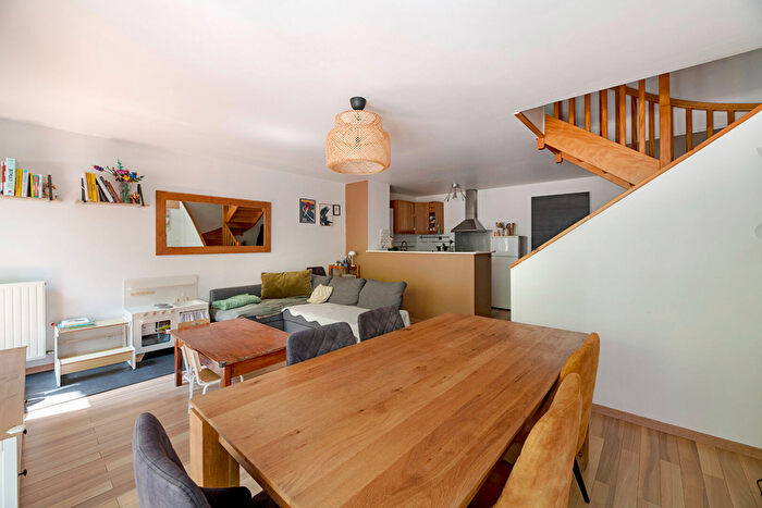 Appartement à vendre - Saint-Jacques-de-la-Lande - 4 pièces - 3 chambres