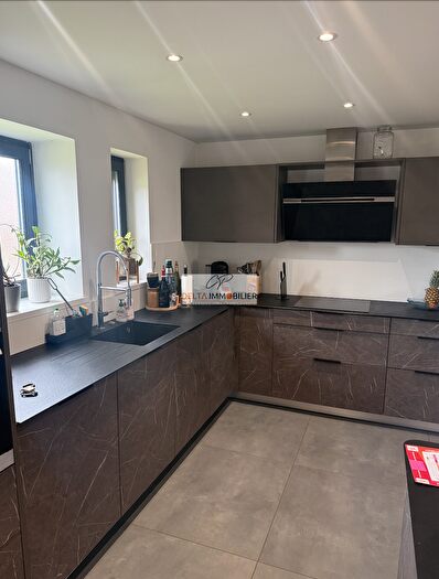 Maison à vendre - Steinbrunn-le-Haut - 5 pièces - 3 chambres