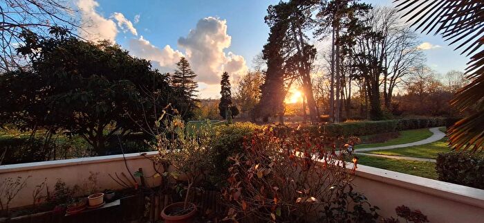 Appartement à vendre - Croissy-sur-Seine - 3 pièces - 2 chambres