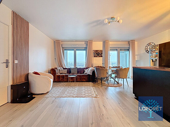 Appartement à vendre - Noisy-le-Grand, Ouest - 4 pièces - 3 chambres