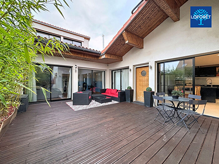 Maison à vendre - Champigny-sur-Marne, Coeuilly Village Parisien - 7 pièces - 4 chambres