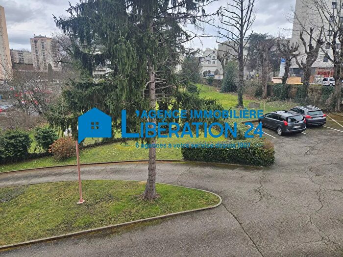 Appartement à louer - Saint-Étienne, La Dame Blanche, La Richelandière, Montplaisir, Monthieu - 3 pièces - 2 chambres