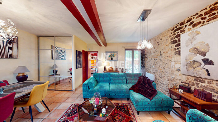 Maisons à vendre et appartements à louer - 1