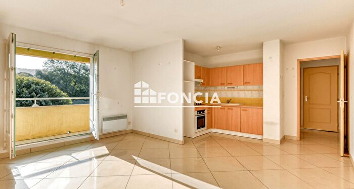 Appartement à vendre - Vinassan - 3 pièces - 2 chambres