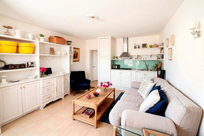 Appartement à vendre - Saint-Jean - 1 pièce