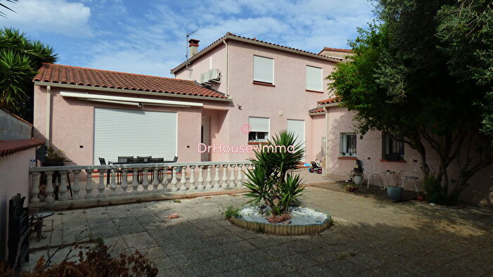 Maison 5 pièces à Sainte-Marie-la-Mer, à vendre