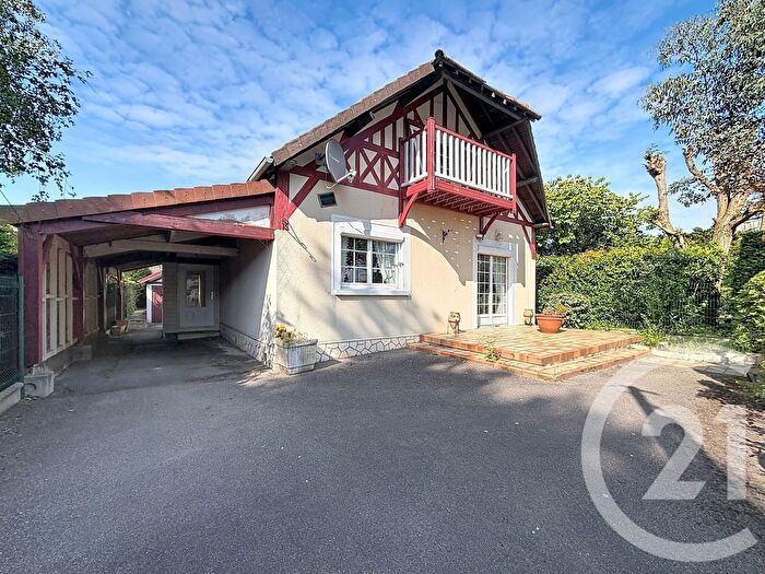 Maison 6 pièces à Merville-Franceville-Plage, à vendre