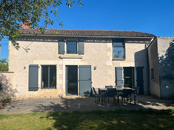 Maison 4 pièces à vendre à Le Rochereau