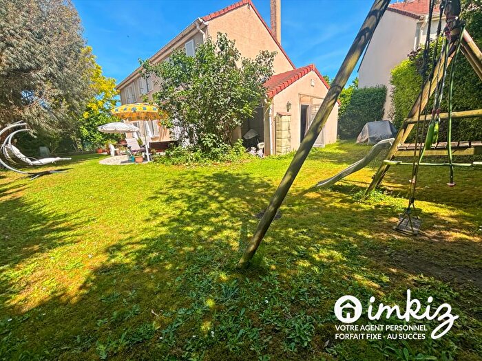 Brétigny-sur-Orge, Cendrennes, Bois de Châtres : Maison 6 pièces à vendre