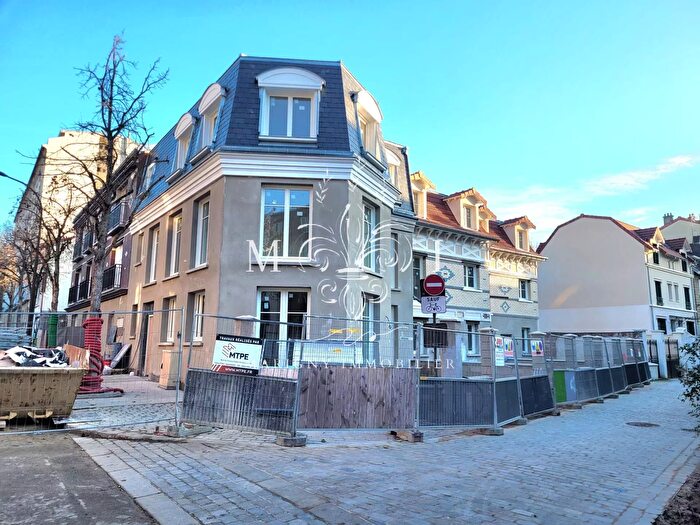 Maison à vendre - Vincennes, Est - 7 pièces - 5 chambres