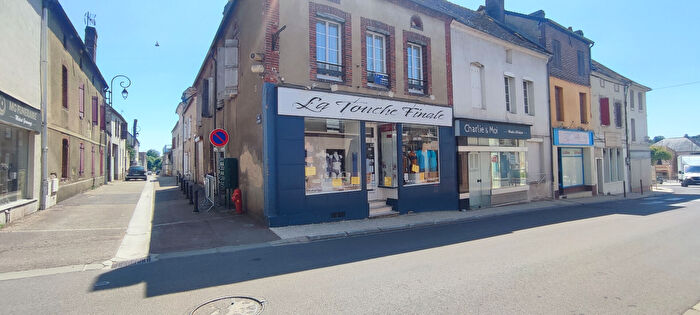 Maison 10 pièces à vendre - Aillant-sur-Tholon