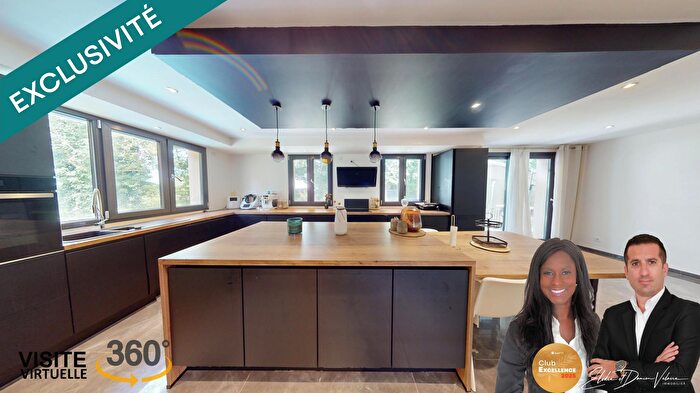 Maison à vendre - LIsle-dAbeau, Moriaud - 5 pièces - 4 chambres