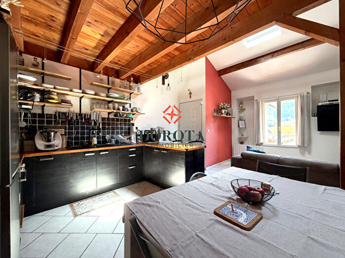 Appartement à vendre - Morêtel-de-Mailles - 3 pièces - 2 chambres